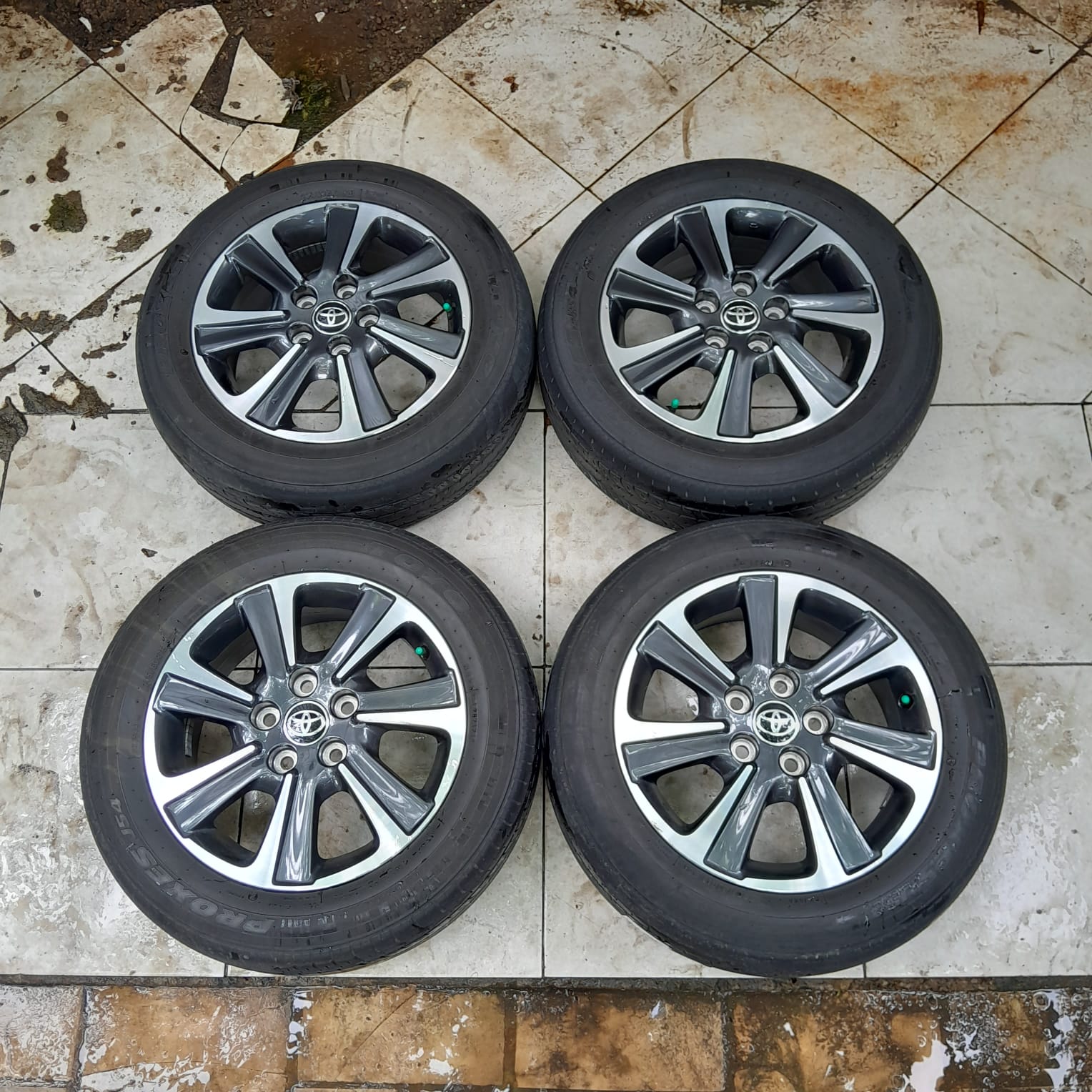 TKK - Paket Velg Ban Mobil original Voxy Ring 16 + Ban Bonus